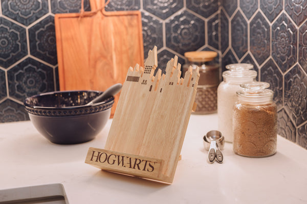 Harry Potter Hogwarts Cookbook Stand – PICNIC TIME FAMILY OF BRANDS