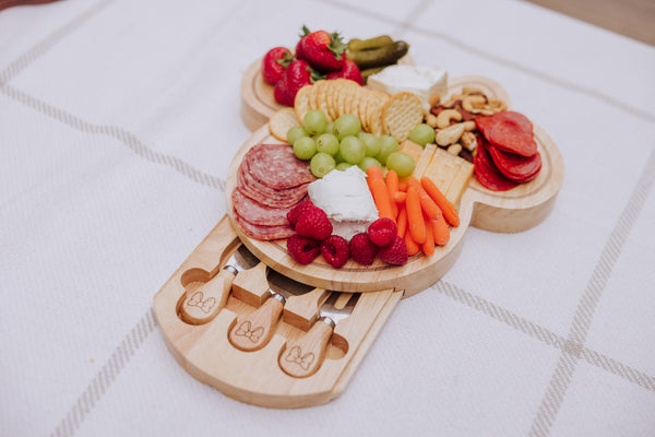 Minnie Mouse - Minnie Mouse Head Shaped Cheese Board with Tools ...